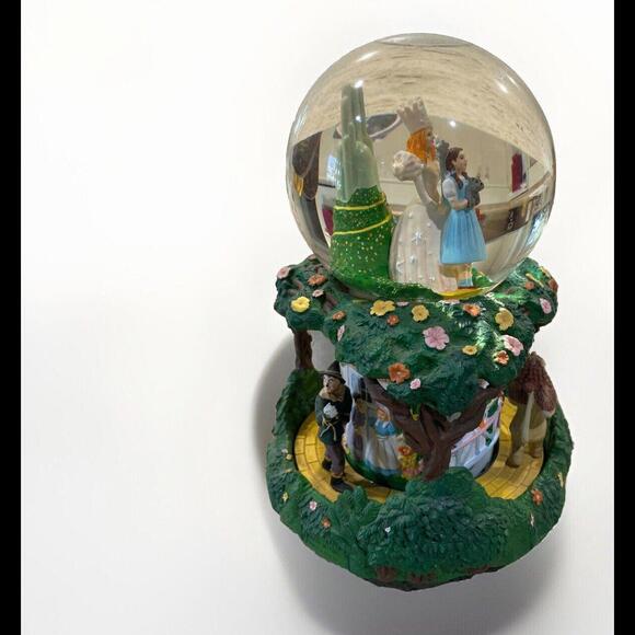 Other | Rare Vintage Wizard Of Oz Snow Globe | Poshmark
